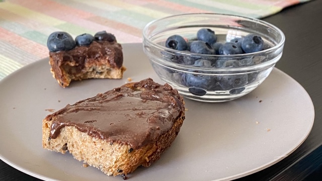 Morning glory – homemade sugar-free hazelnut spread – withcherryontop.com